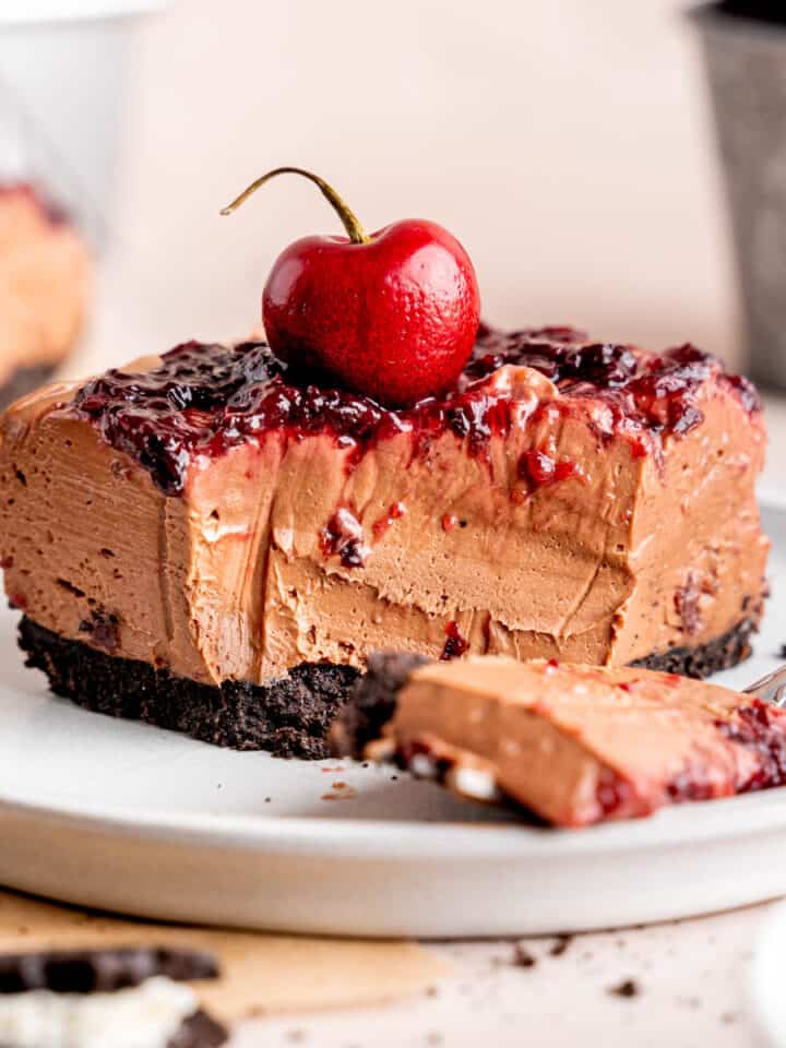 Tim Tam Cheesecake – Broken Oven Baking