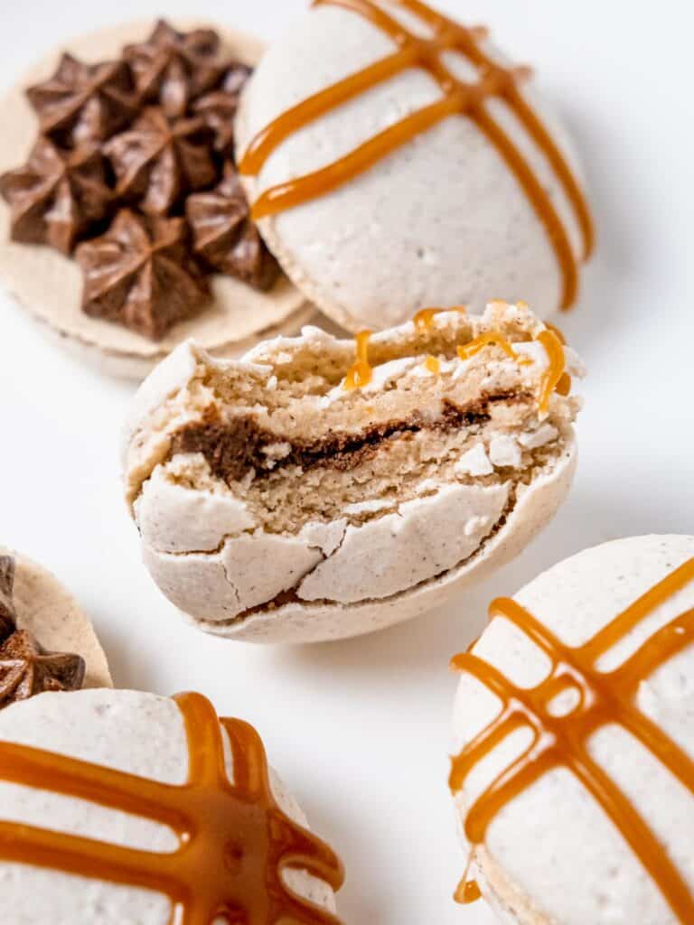 Dirty Chai Macarons – Broken Oven Baking