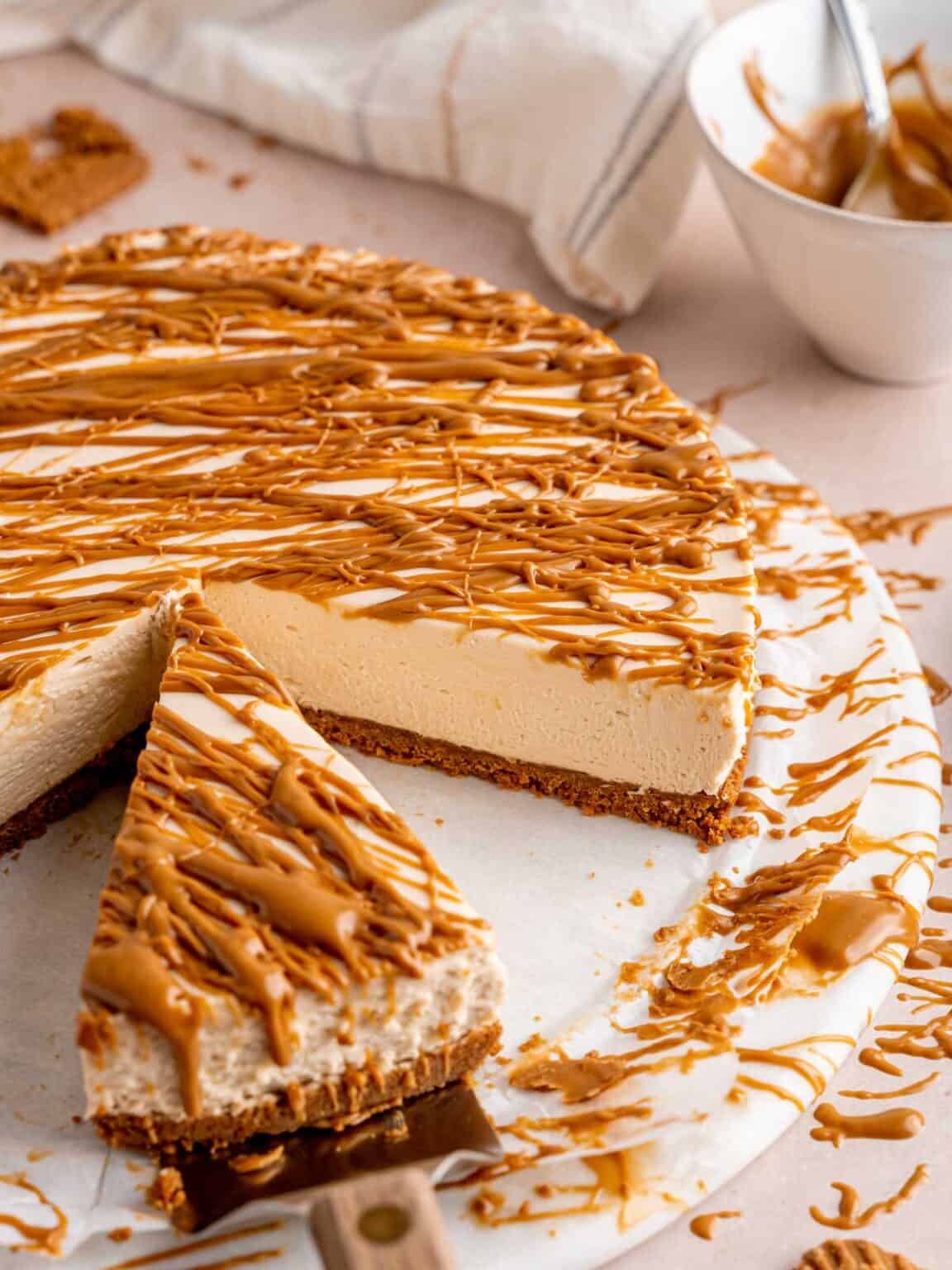 Creamy No Bake Biscoff Cheesecake – Broken Oven Baking